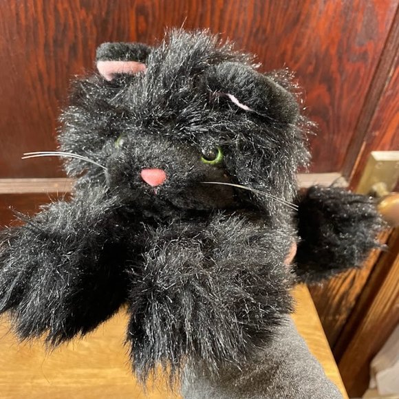 Hip Yick International | Toys | Percy The Amazing Cat Meowing Plush ...